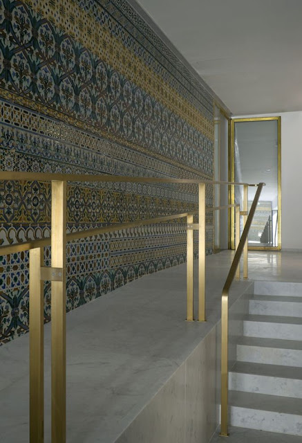 LET'S STAY: Cool Brass Accent Interior Design Inspiration