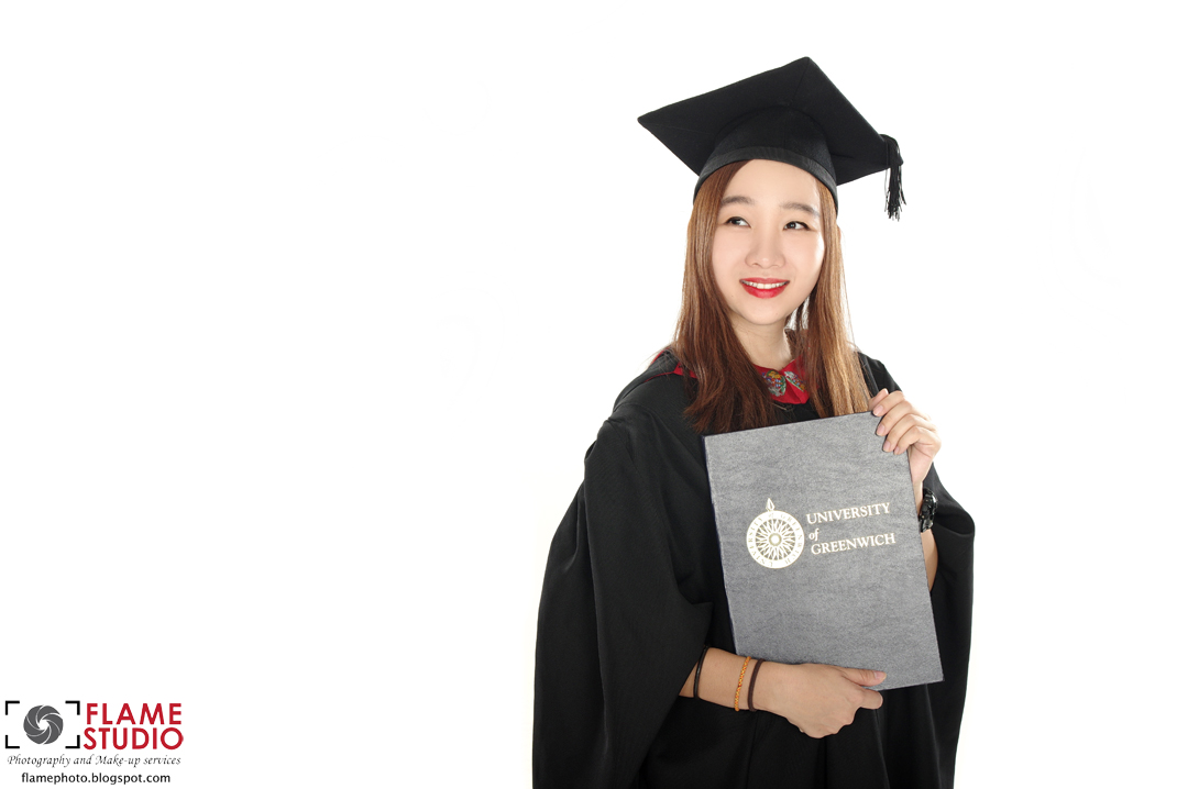 Flame Graduation Photography Studio: (72) Graduation Convocation Family ...