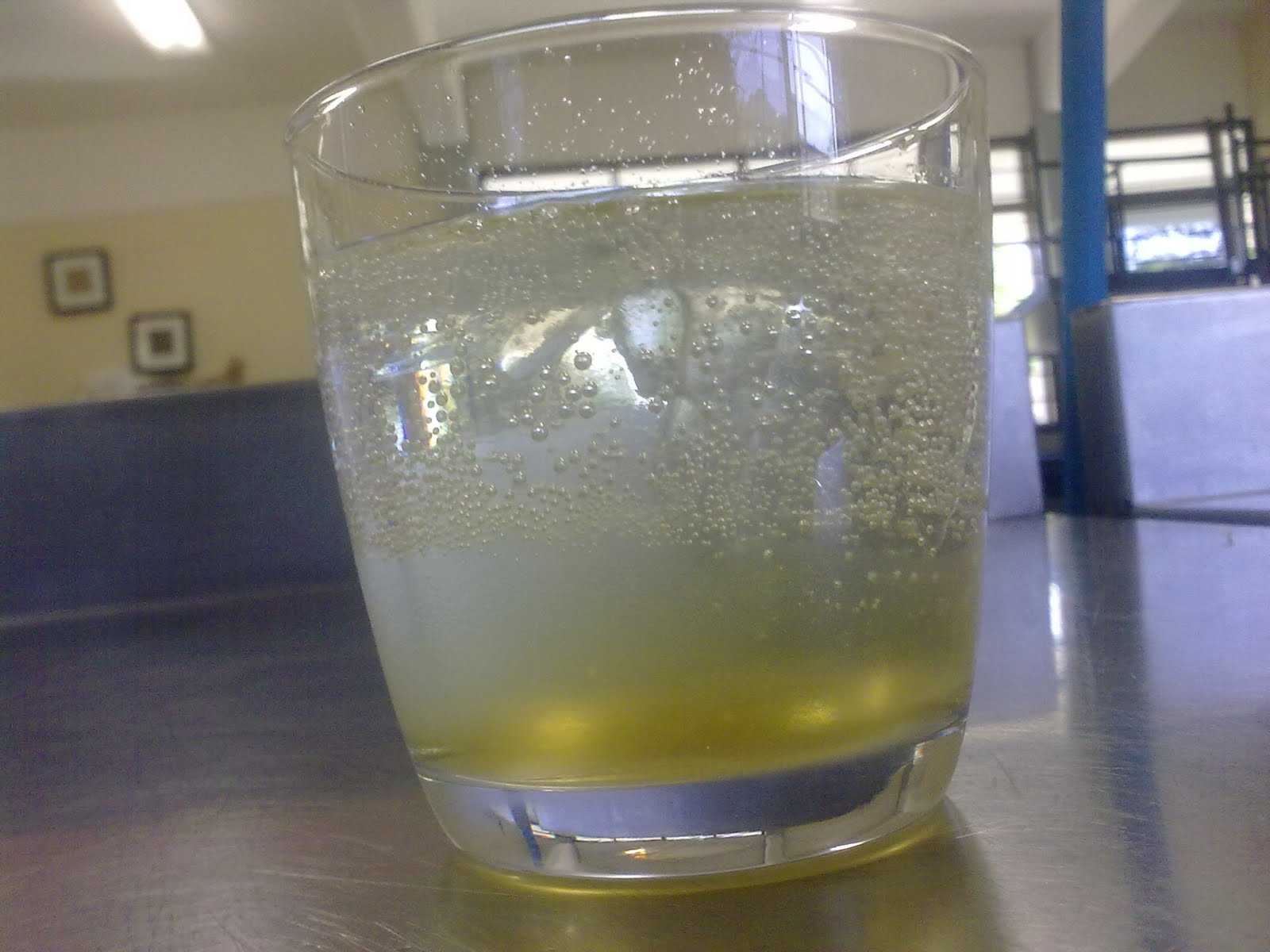 preparar bebidas: fotos de fresada