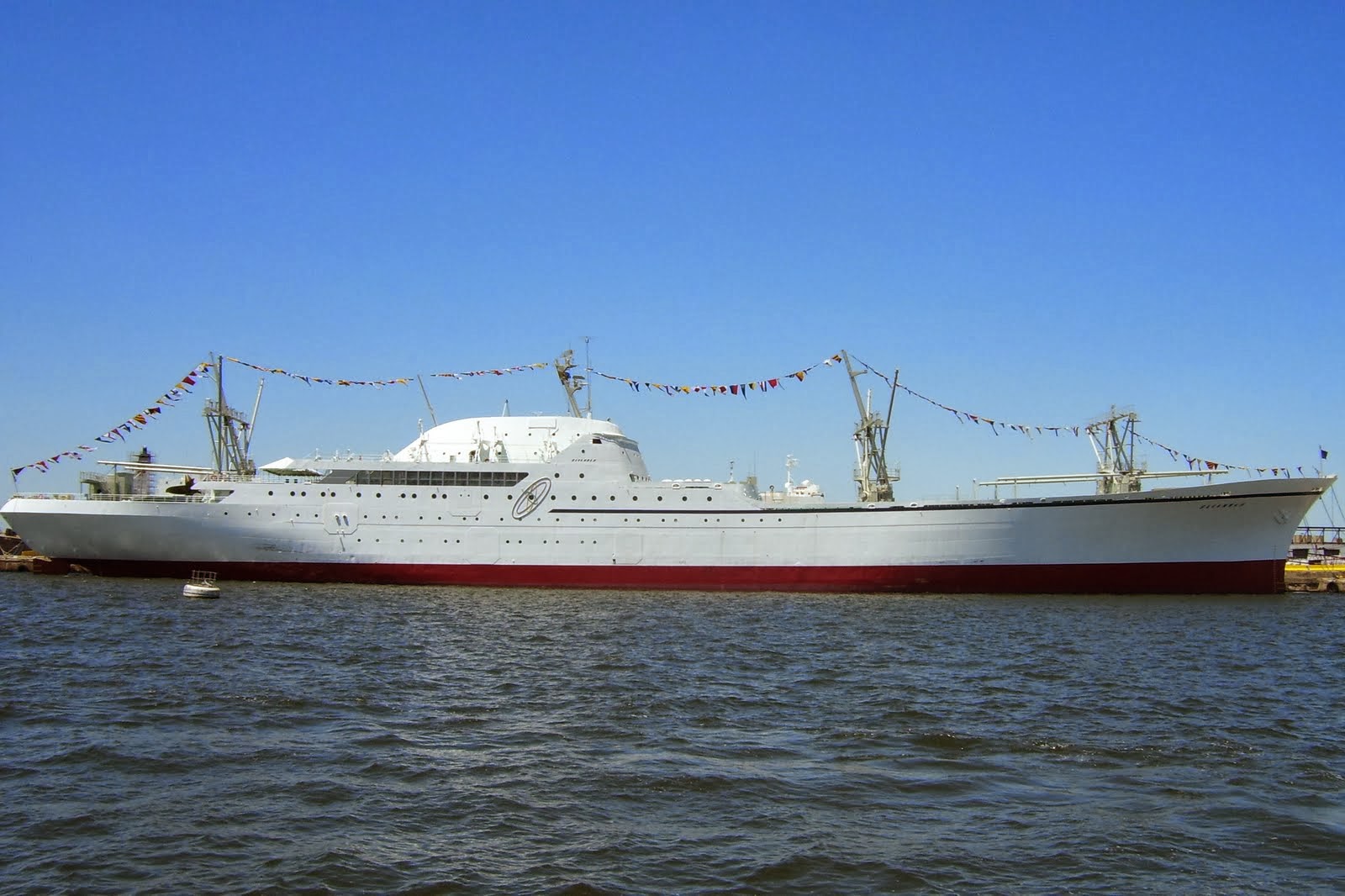 Traveller: Travel News and Stories: Savannah - the atomic cruise ship