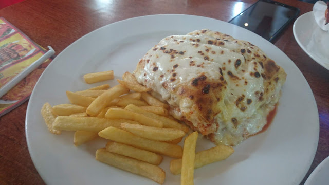 A Taste Of Saudi Arabia: Mishwar Restaurant... Best Tasting Lamb Chops ...