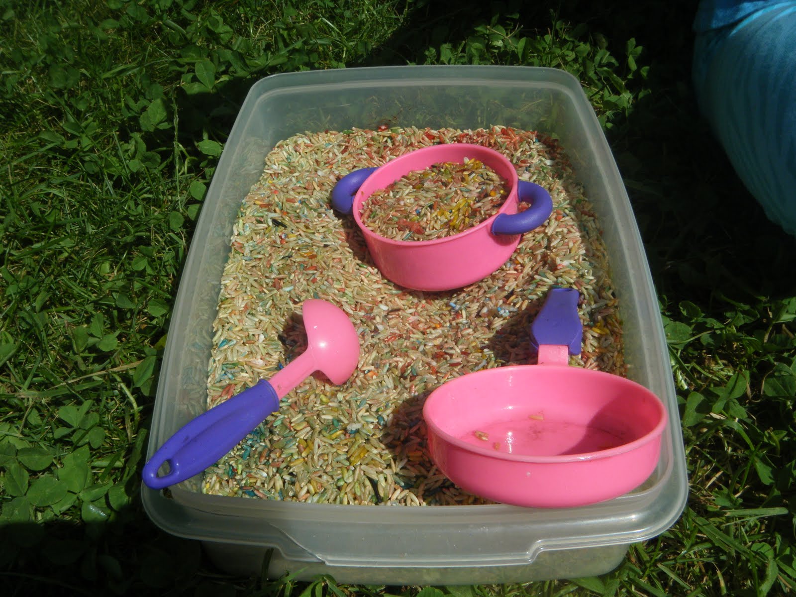 The Simple Craft Diaries: Rice Play Box