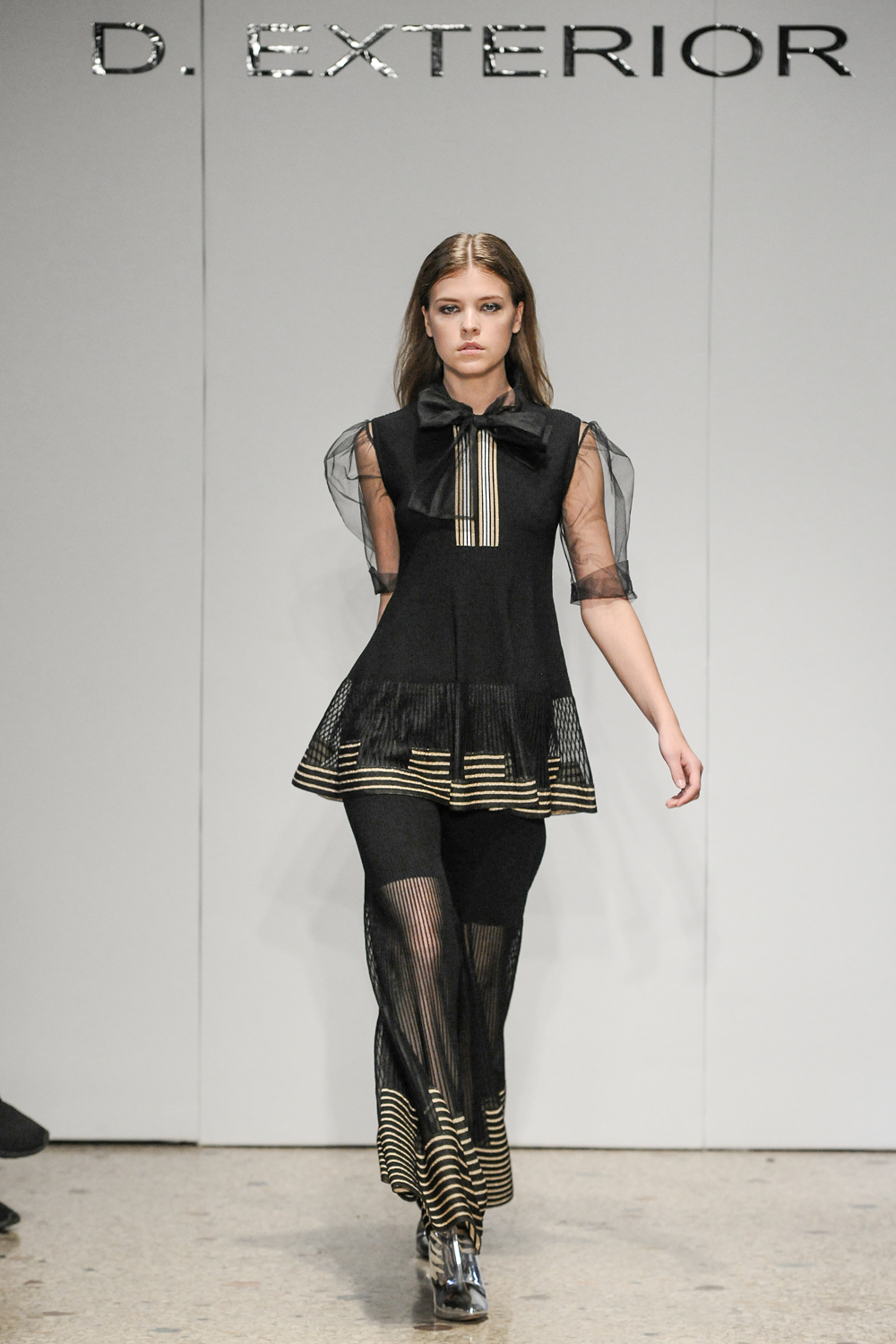 © Moda Glamour Italia: Milano Moda Donna: D-Exterior P/E 2018