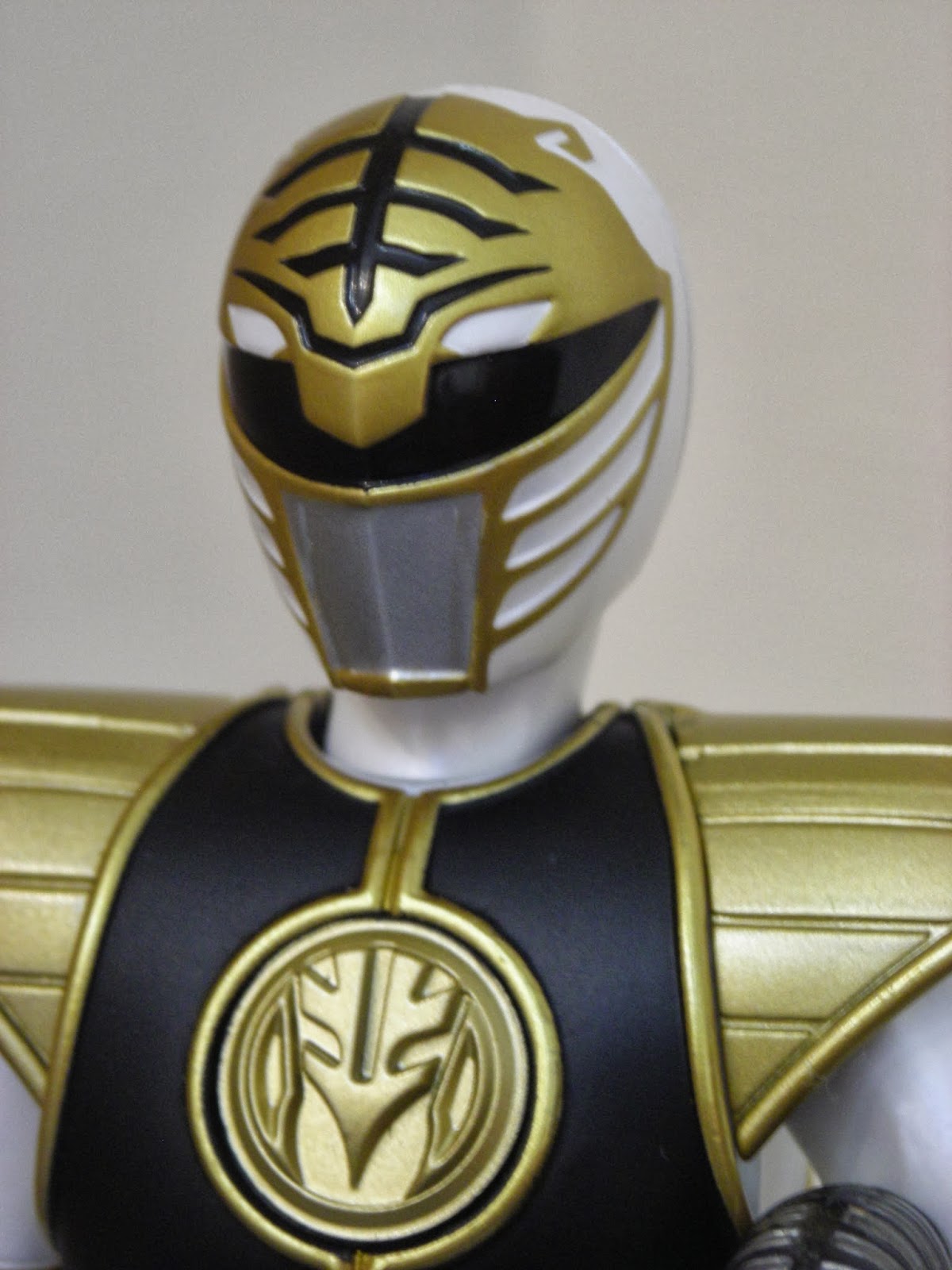 My Shiny Toy Robots: Toybox REVIEW: S.H. Figuarts Kiba Ranger