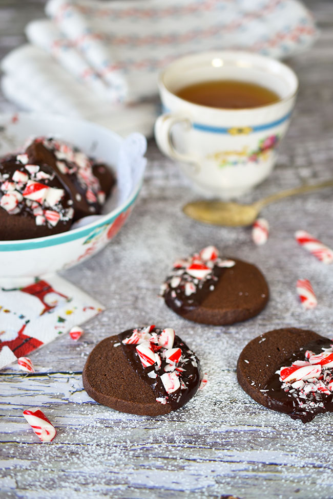 Woman in Real Life: Peppermint Candy Cane Chocolate Shortbread Cookies ...