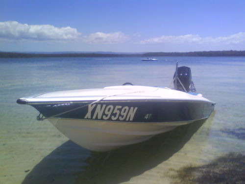 AUSSIE SKIBOATS: mixed: DANCRAFT & FIREFLY