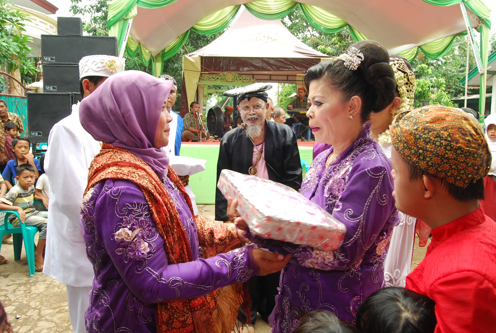 Gita Salon Karawang: Upacara Adat Sunda