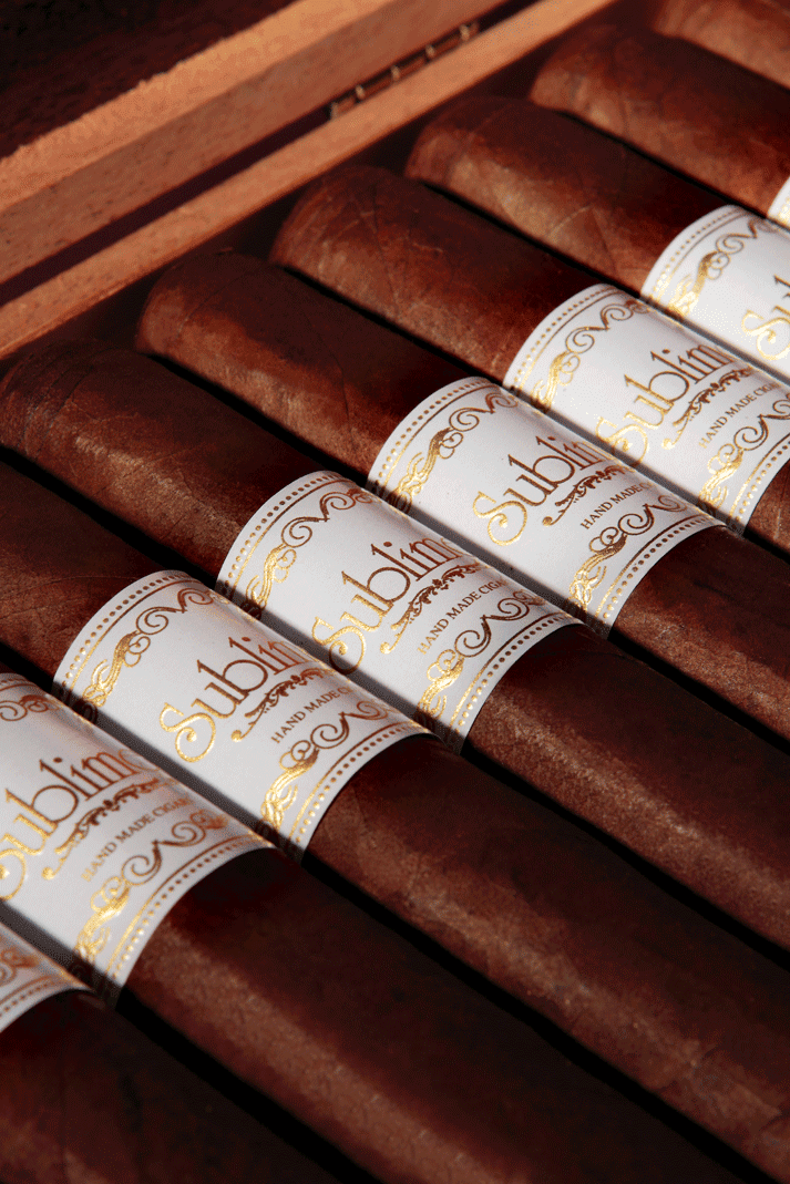 Tobacco Gallery: Sublimes Cigars