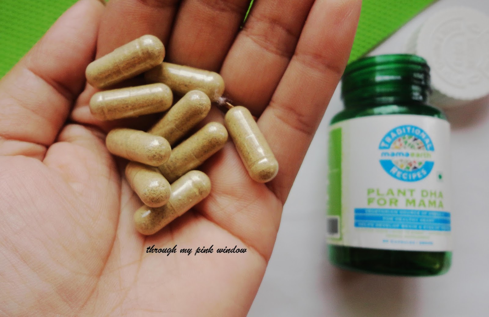 Find Vegetarian source of Omega-3 Fatty Acid in Mamaearth Plant DHA ...