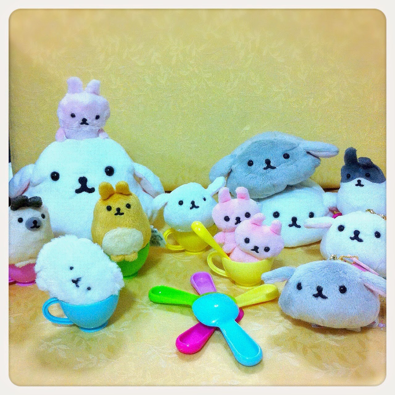 Sumikko Gurashi Little Corner: Mochi Bunnies | Mofutans もふたんず