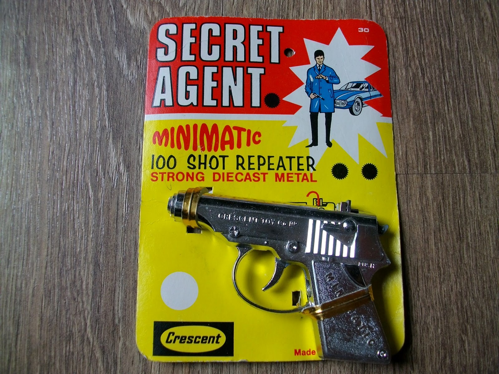 CODE NAME SPY TOY: THE CRESCENT SECRET AGENT MINIMATIC