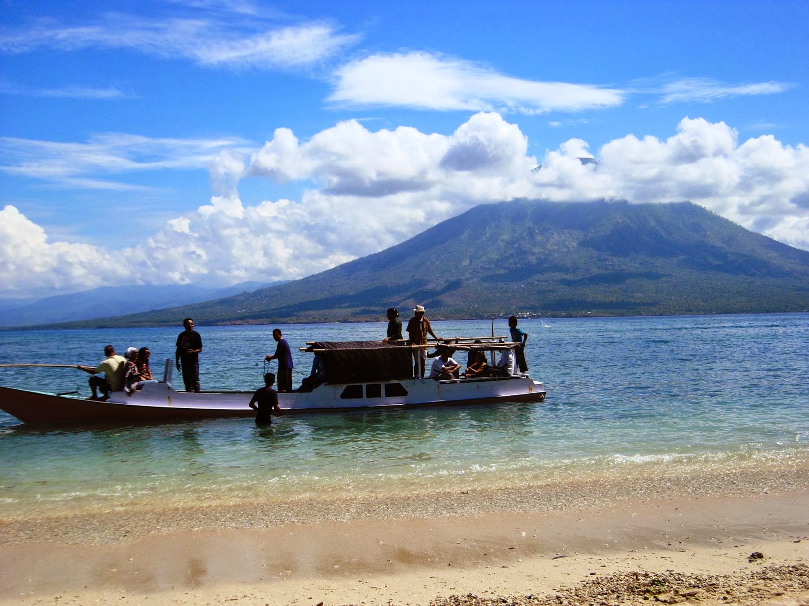lamakera island: lamakera