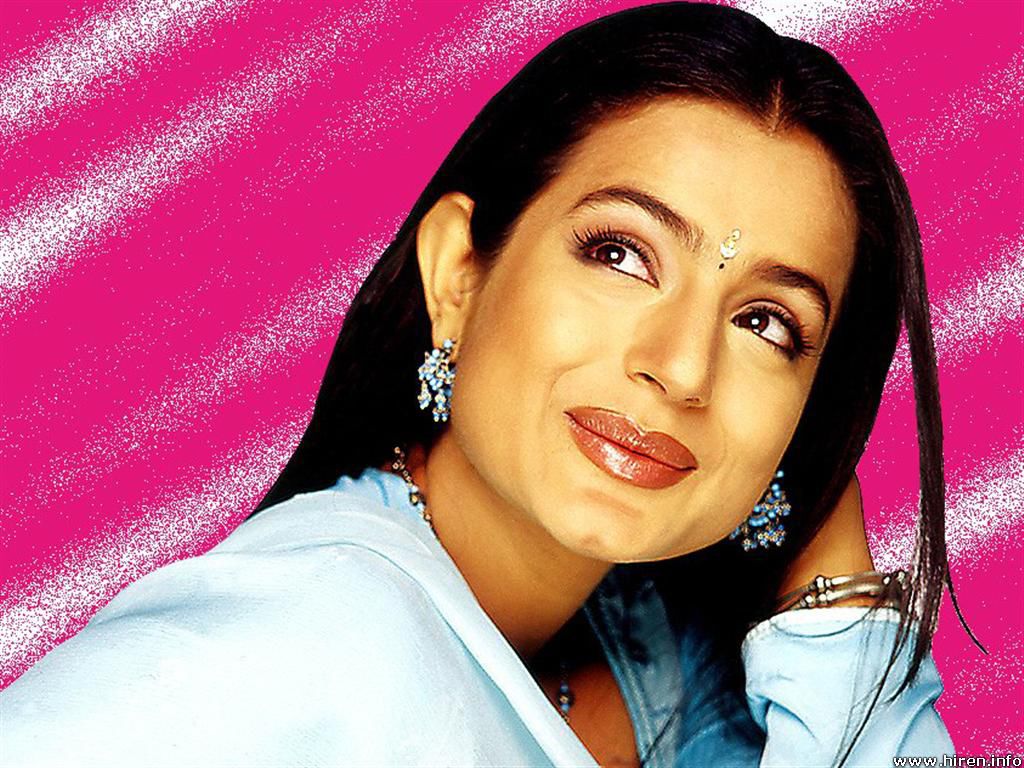 Amisha Patel Hot Pics - 16 ~ DESI RULEZ