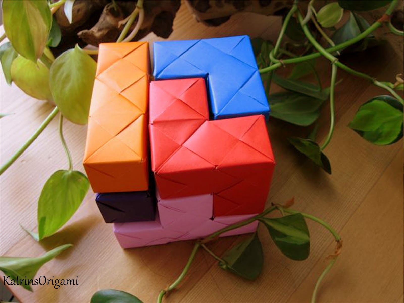 Origami die Kunst des Papierfaltens: Origami Soma Cube