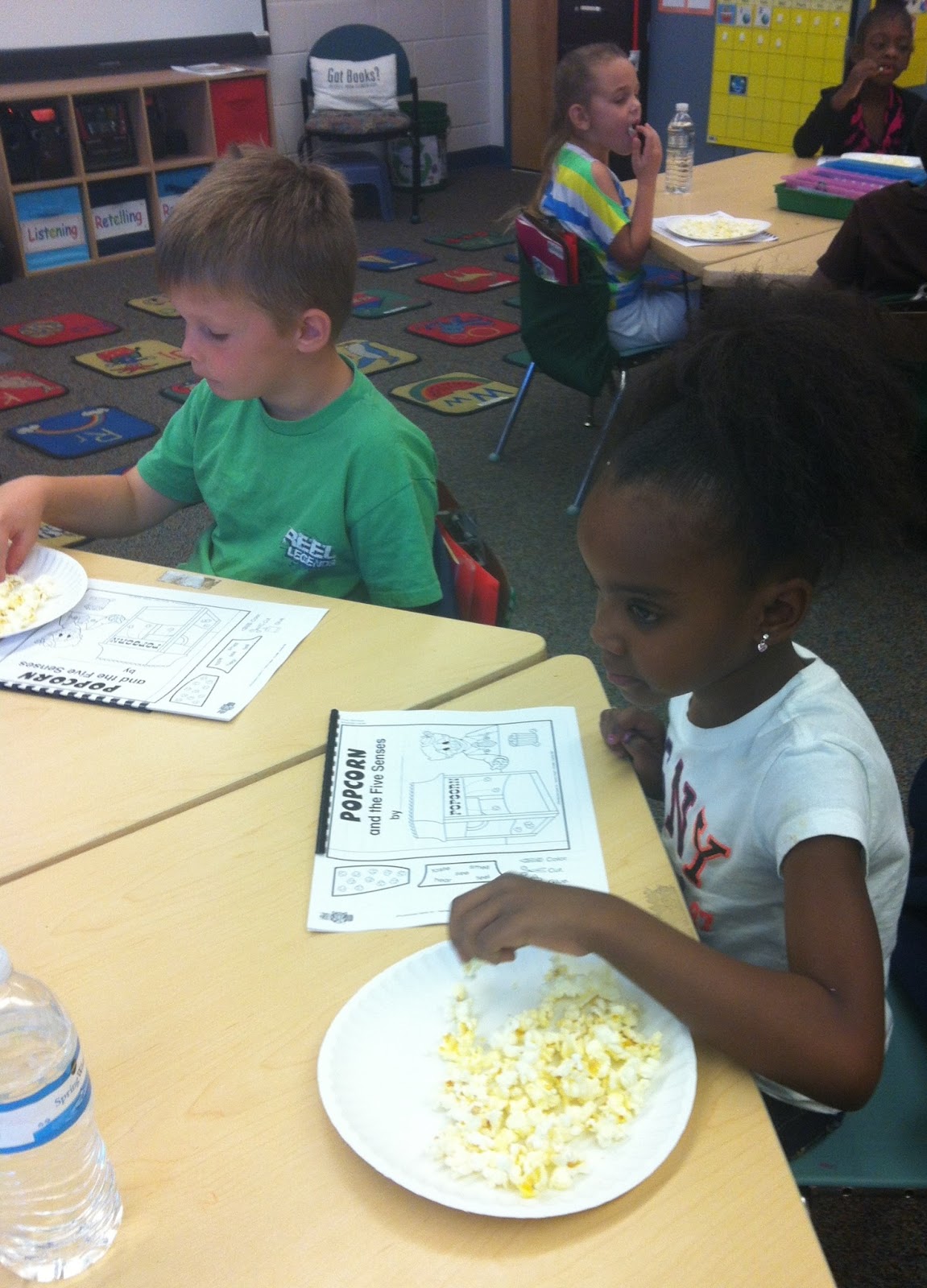 Mrs. Doiron's Kindergarten Class: Popcorn and Our Five Senses