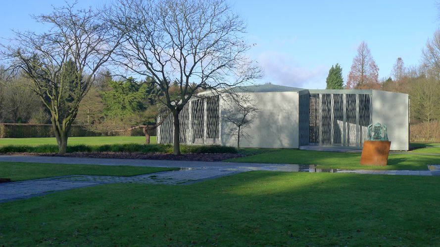 Robbrecht and Daem – a f a s i a