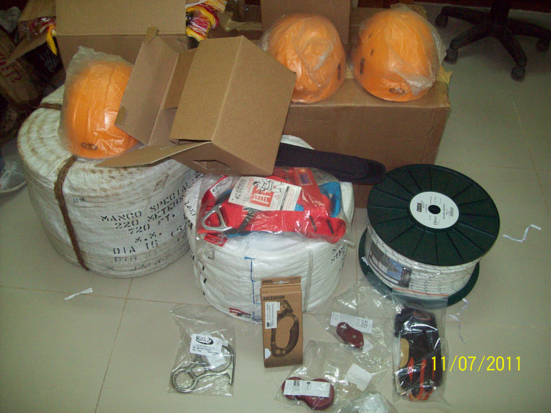 Blogs by Bboss: Basic Rappelling & Retrieval Equipment