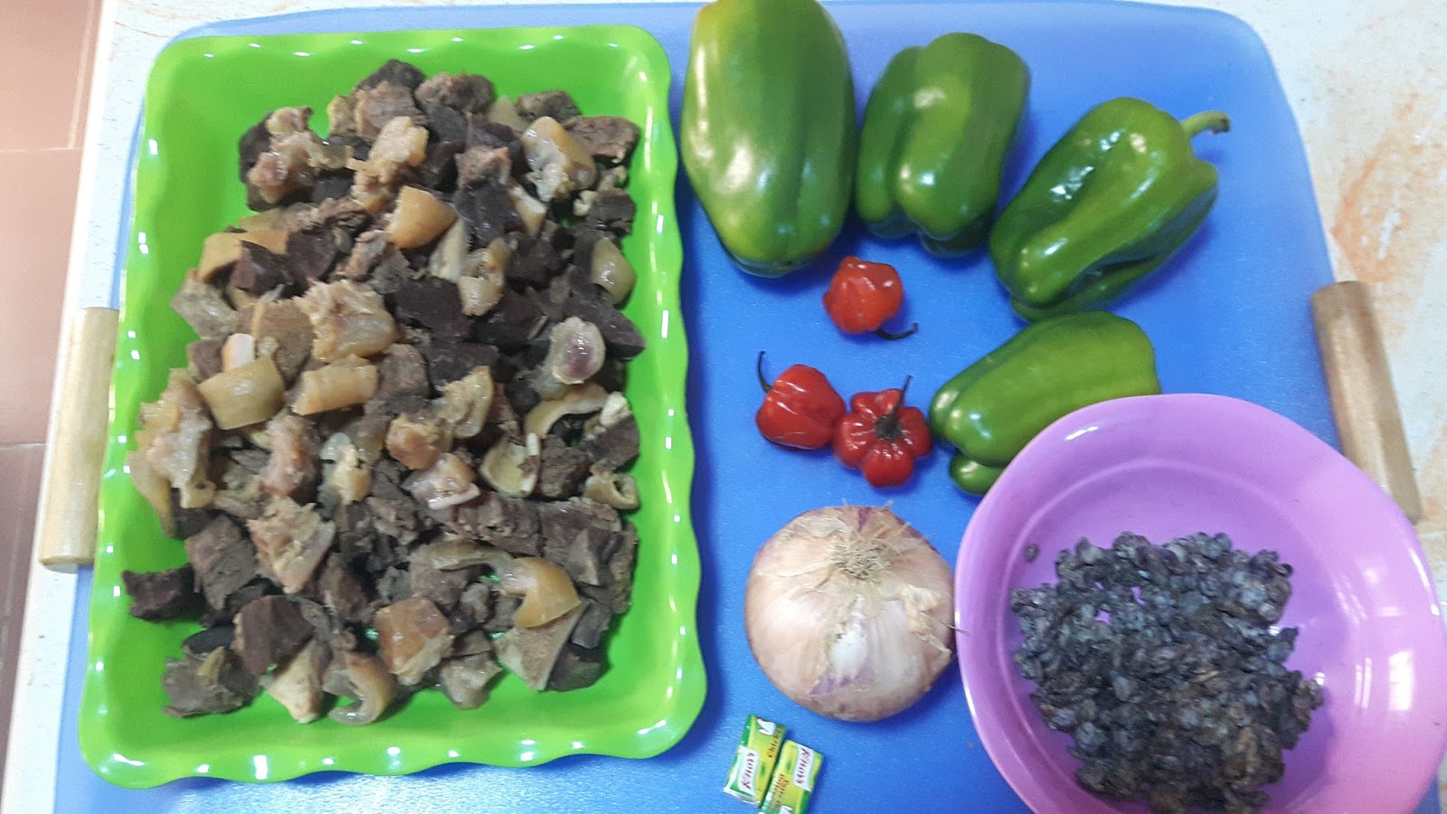 Habbies CookBook: Ayamase Sauce A.K.A Ofada Stew