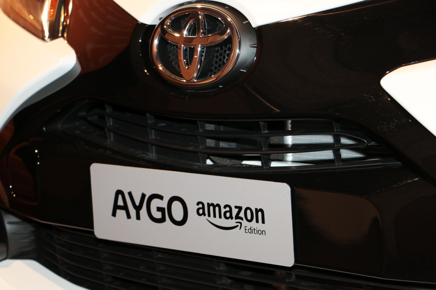 © Moda Glamour Italia: Toyota & Amazon: Nasce la nuova "Aygo Amazon ...