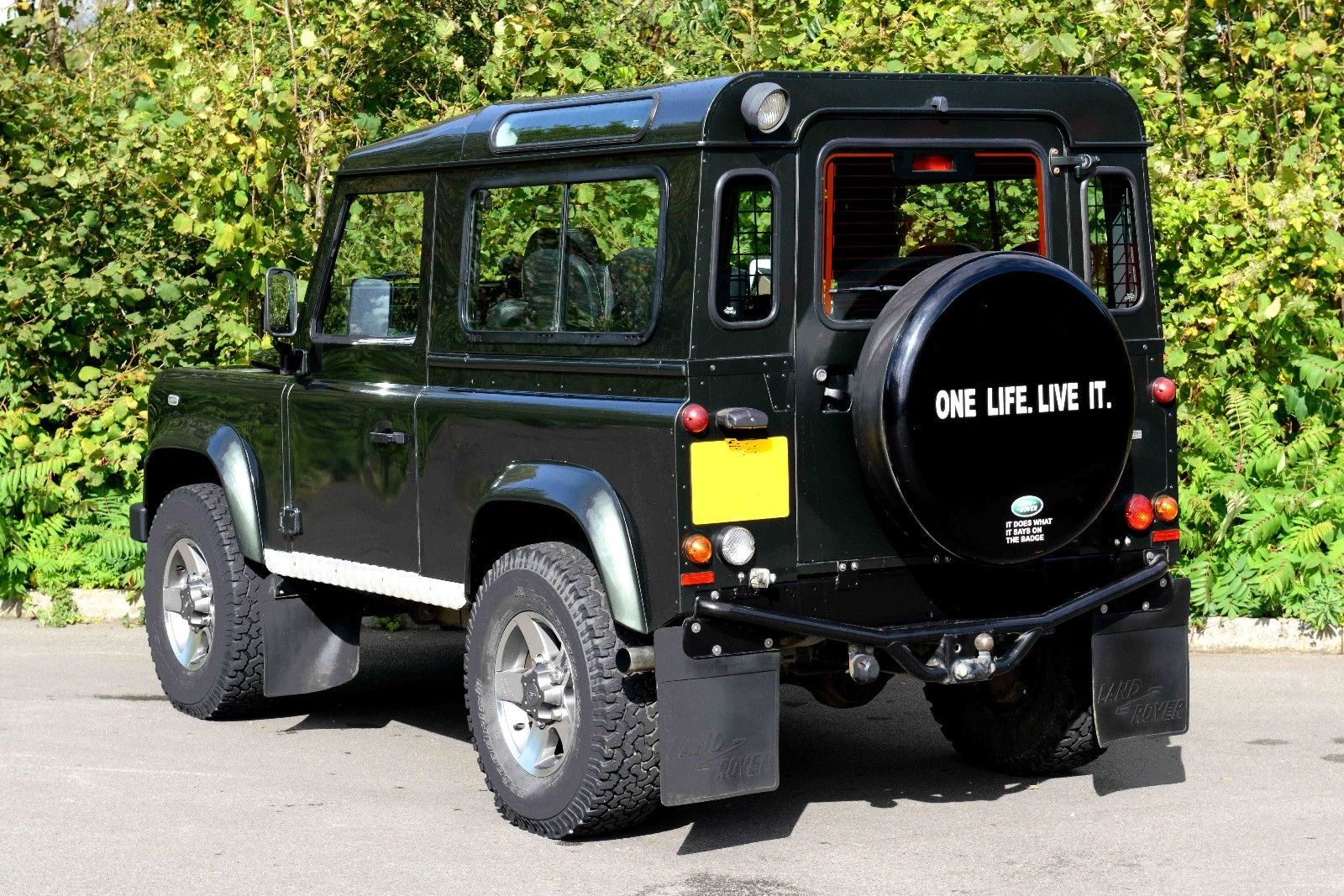 Landrover Defender: V8 Land Rover Defender County 90 XS 4.8L V8 Manual ...