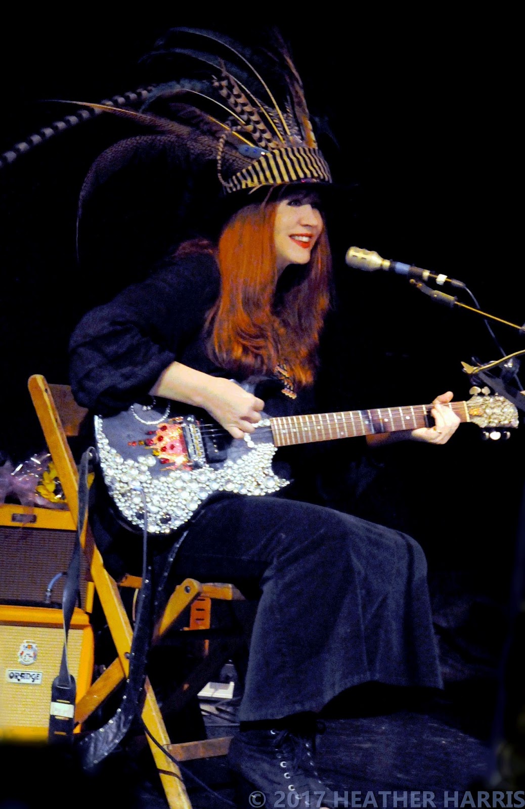 Fast Film: INGER LORRE BRAVES A VENICE CALIF. GIG 9.23.17