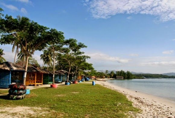 Wisata Pantai Nambo Di Kota Kendari-Sulawesi Tenggara - Go Wisata Ria