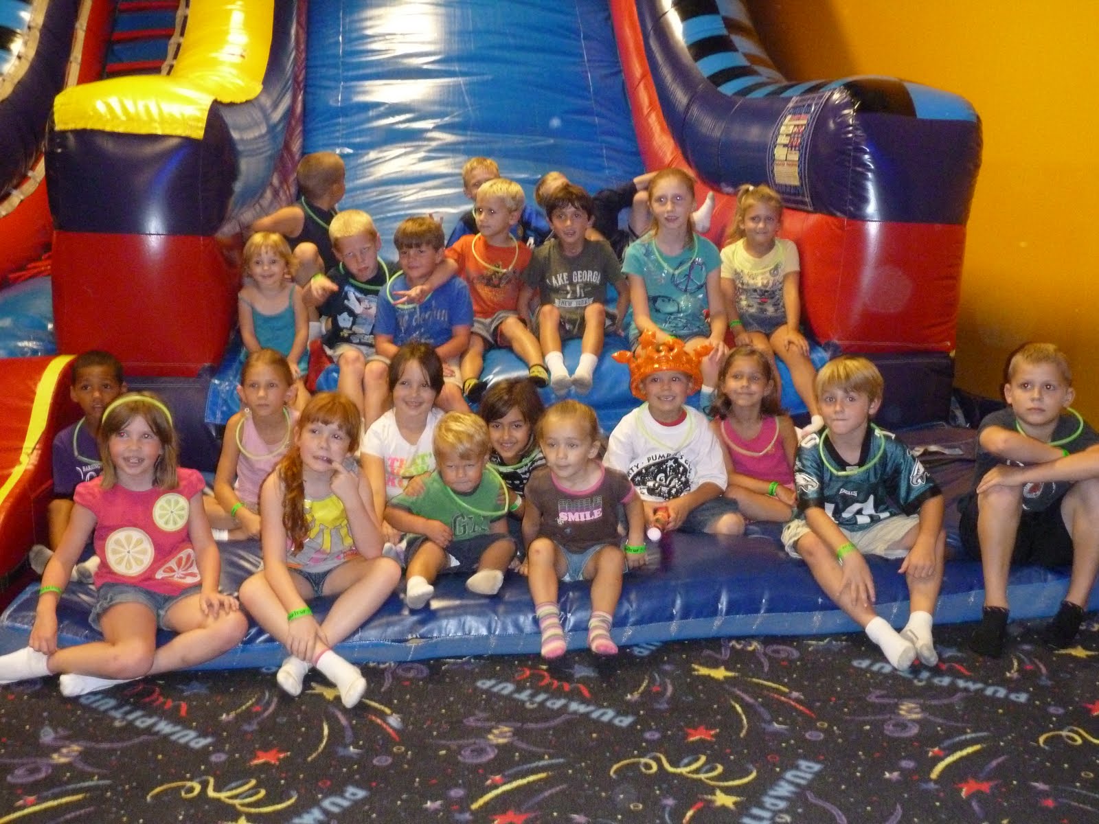 My life, my blog: Tyler's 7th birthday party, pump-it-up style!