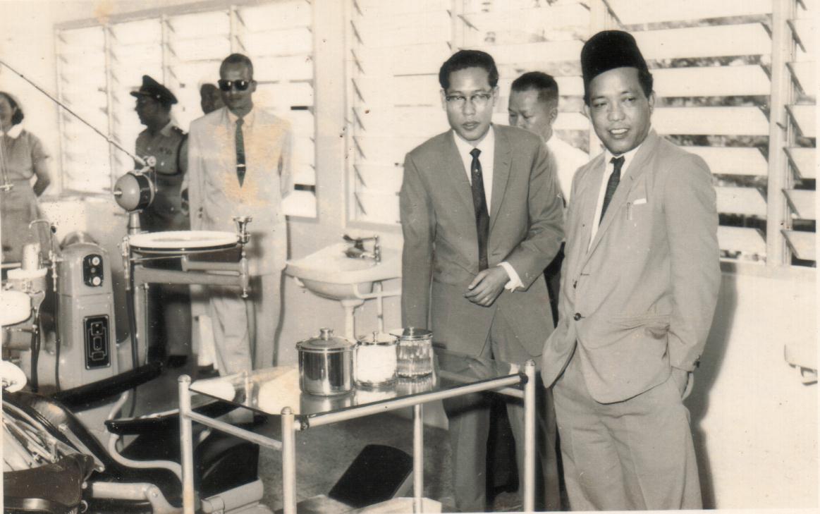 The Early Malay Doctors: En Abdul Rahman bin Haji Talib (1916-1968) [3 ...