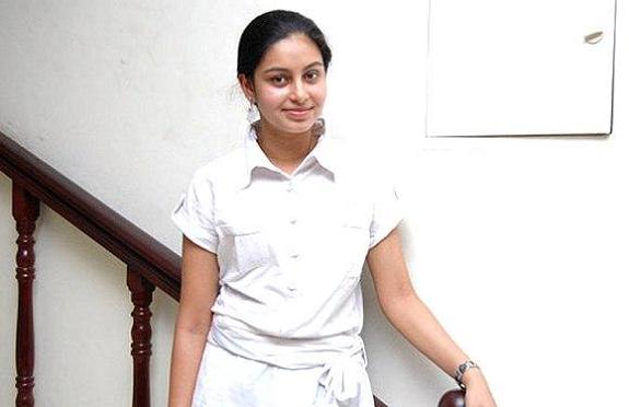 Abinaya images - all heroes all heroines images