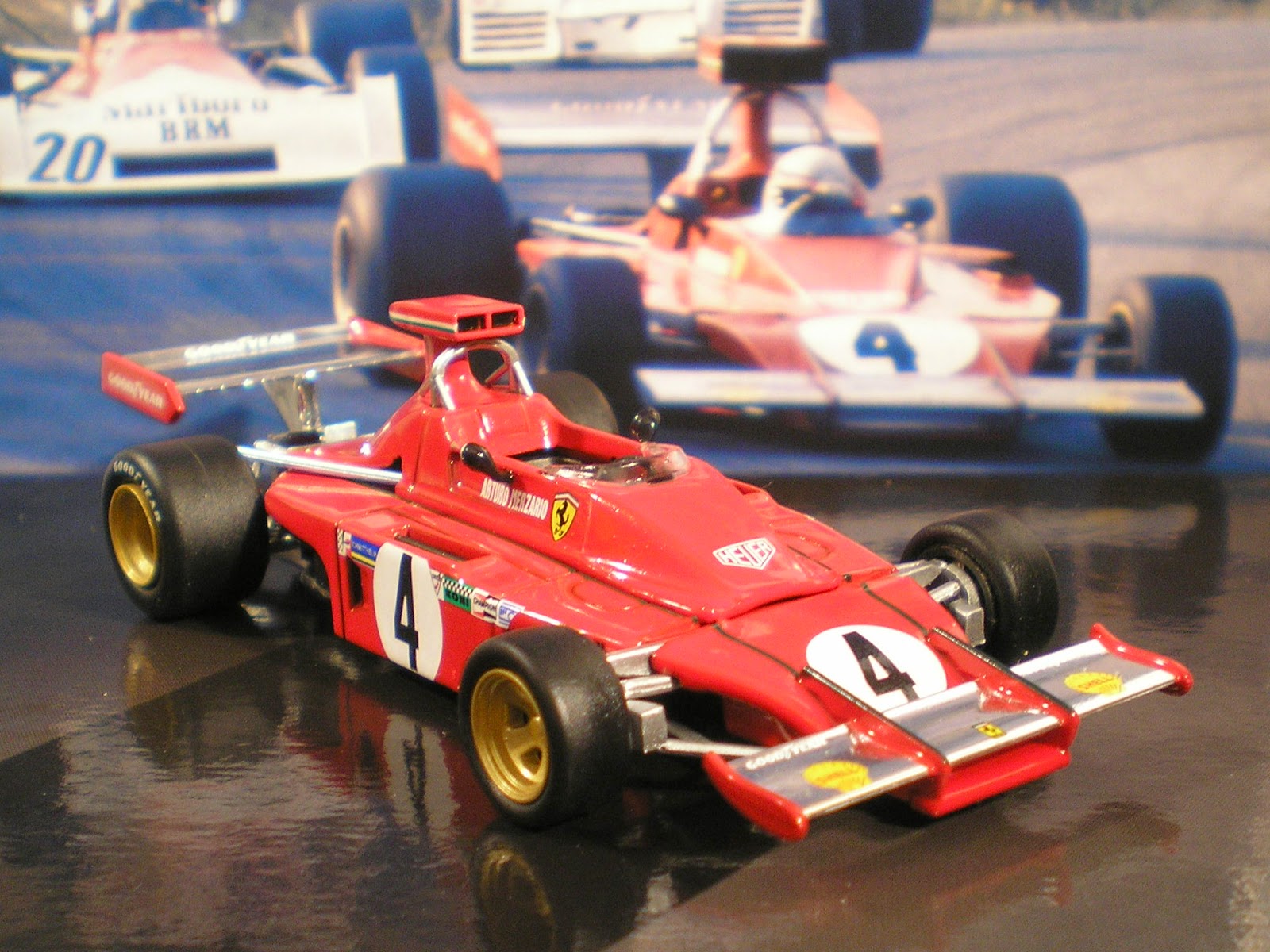 QUATRO RODINHAS: Ferrari 312B3-73 - Arturo Merzario (1973)