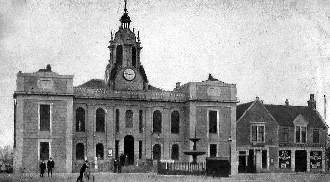 Tour Scotland: Old Photograph Town Hall Inverurie Scotland