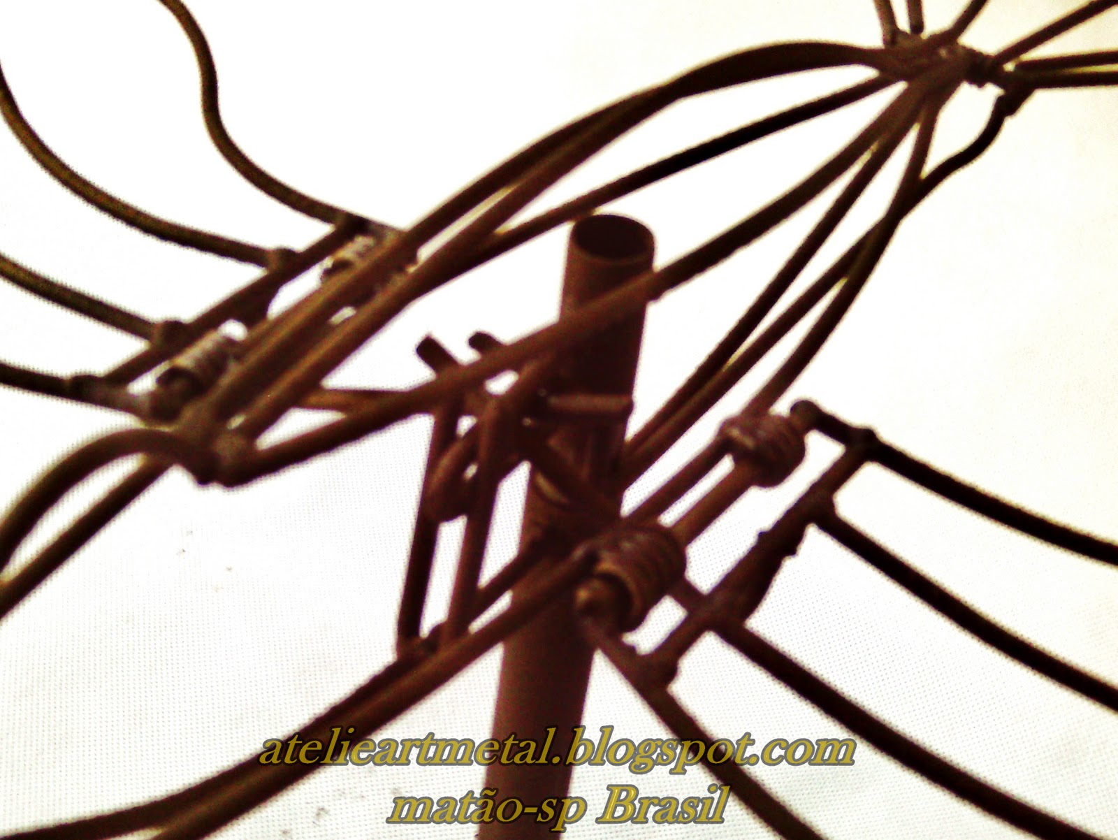 ATELIÊ ART METAL: PÁSSARO DE FERRO - ESCULTURA CINÉTICA ATELIÊ ART METAL: PÁSSARO DE FERRO - ESCULTURA CINÉTICA