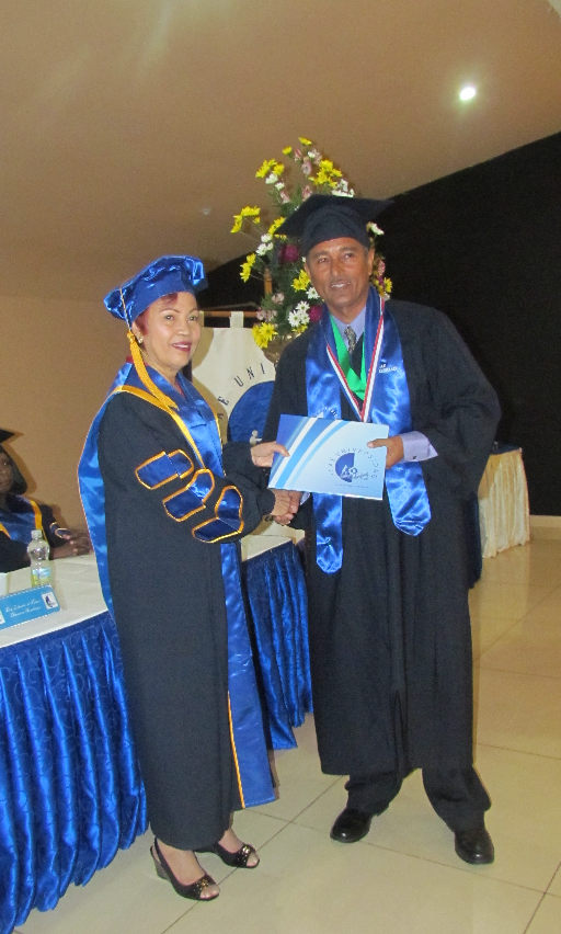 NOTICIAS: 230 NUEVOS PROFESIONALES EGRESADOS DE ISAE UNIVERSIDAD SEDE ...