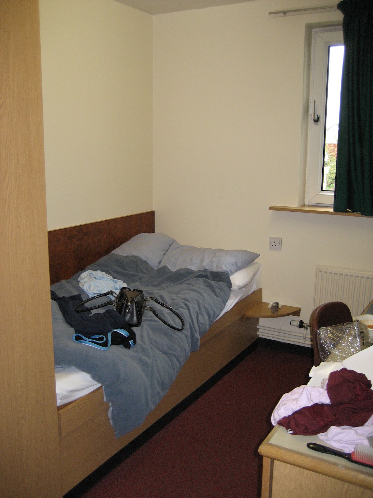Landing Shortly: A Peek Inside a UEA Dorm Room
