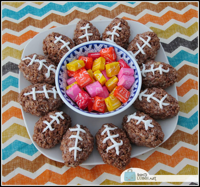 How to Make SNICKERS® Football Surprise Treats #BigGameTreats