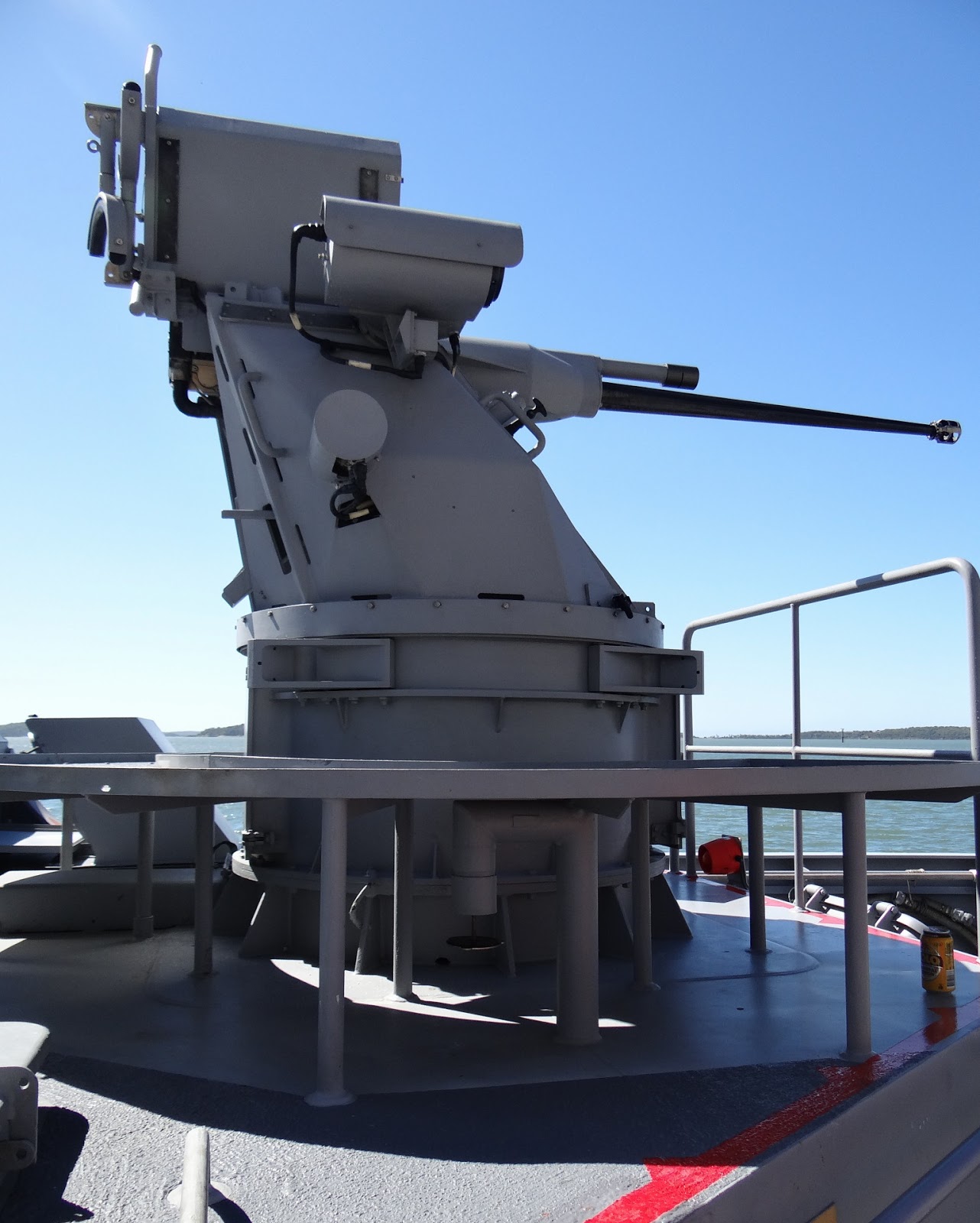 Air Queensland.blogspot: Onboard tour - Armidale class patrol boat HMAS ...
