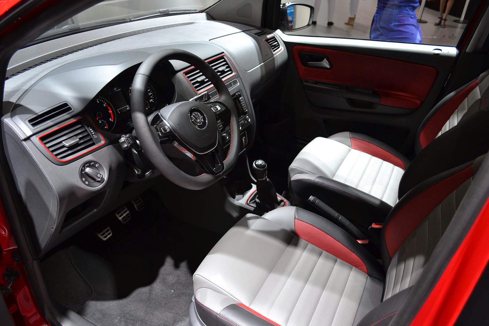 VW lança o "apimentado" Fox Pepper