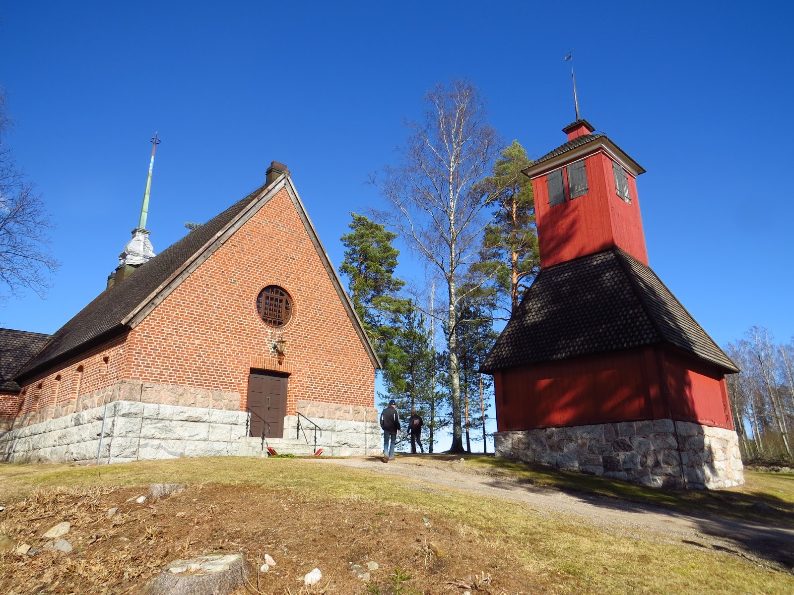 Kaislatuuli: Pyhän Jaakobin kirkko Paimiossa