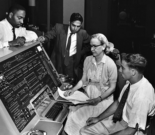 Mrs. Yollis' Classroom Blog: Computer Science Week: Let's Learn HTML Code!