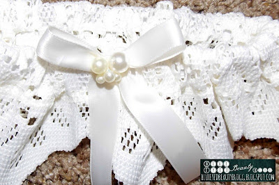 Blue Eyed Beauty Blog: My Wedding | DIY Lace Garter