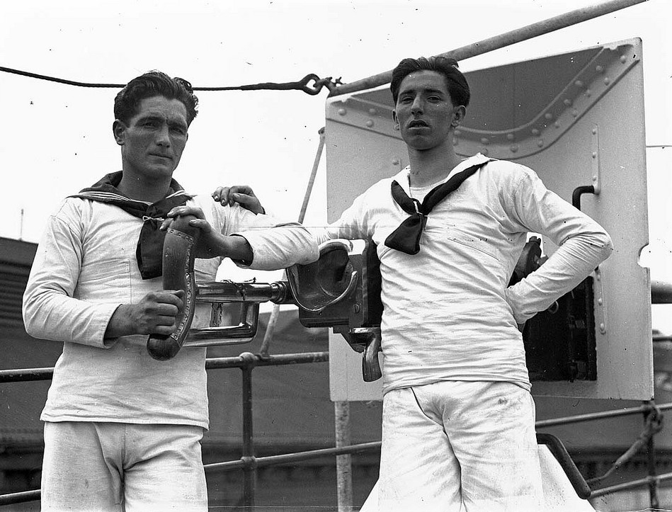 Uniformes et Stereotypes: Pourquoi le marin?