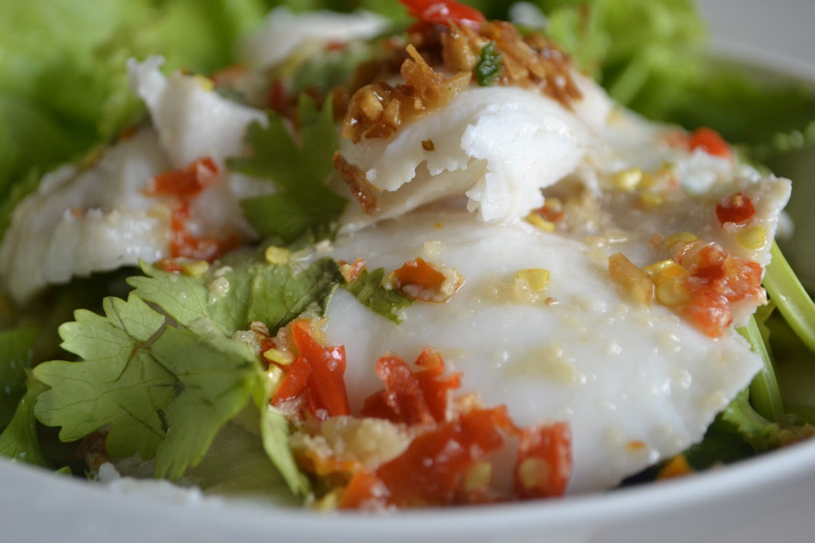 Cooking and Baking with MaeJJ: Steam fish fillet with spicy Thai sauce