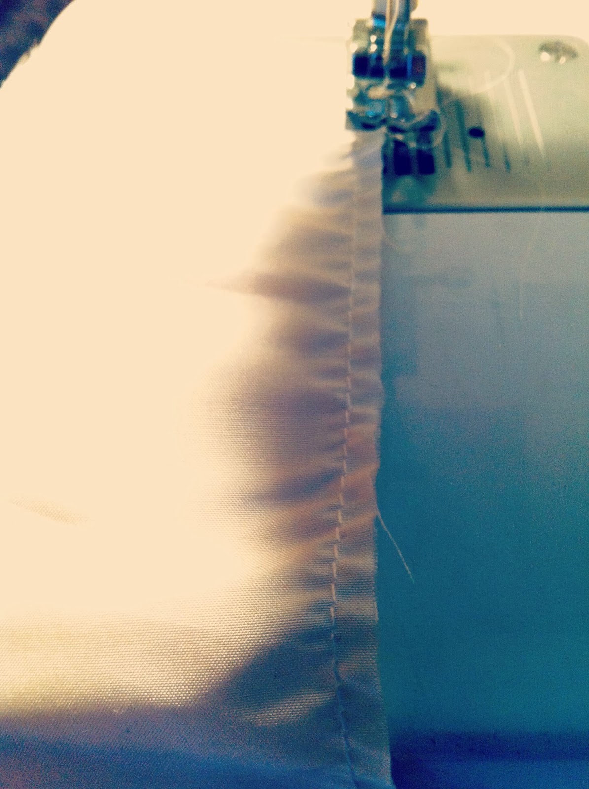 Tailor Spy : Handmade wedding pouch with embroidery!