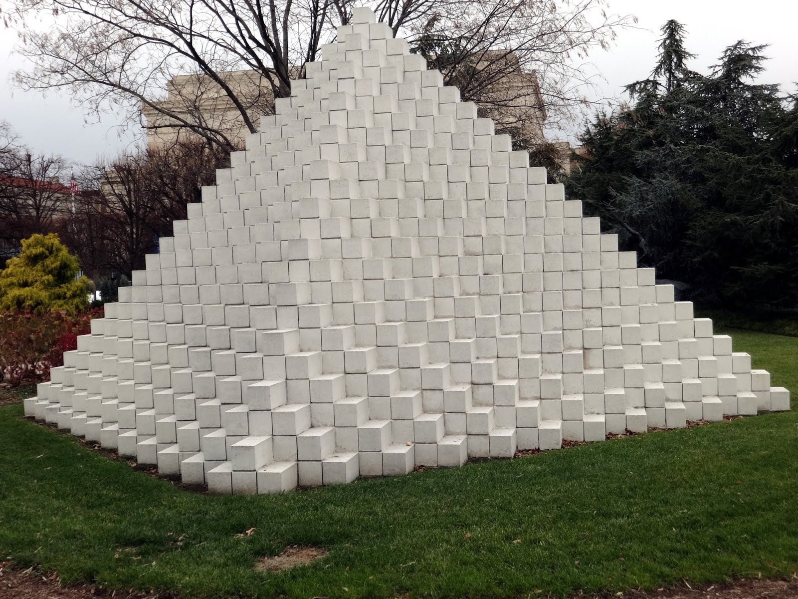 The Mathematical Tourist: DC Math Trek