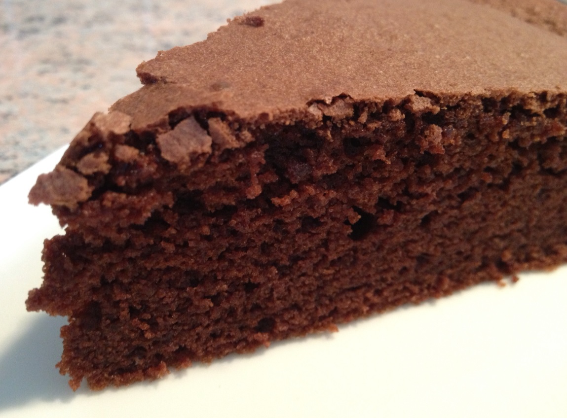 Monde de Céline: Gâteau moelleux au chocolat