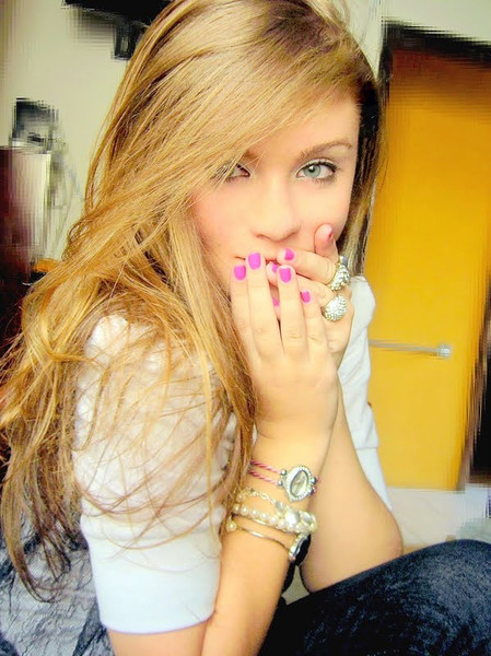 Girl Mania: Loiras Fakes