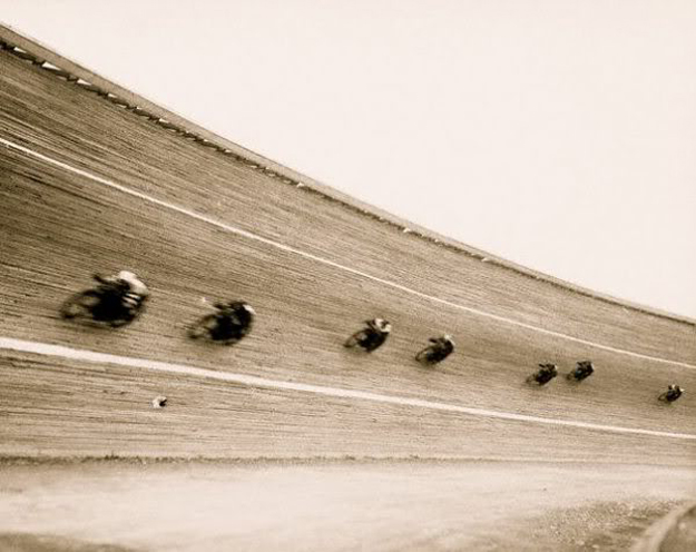 Riding Vintage Old Version: The Motordrome - Board Track Motorcycle Racing