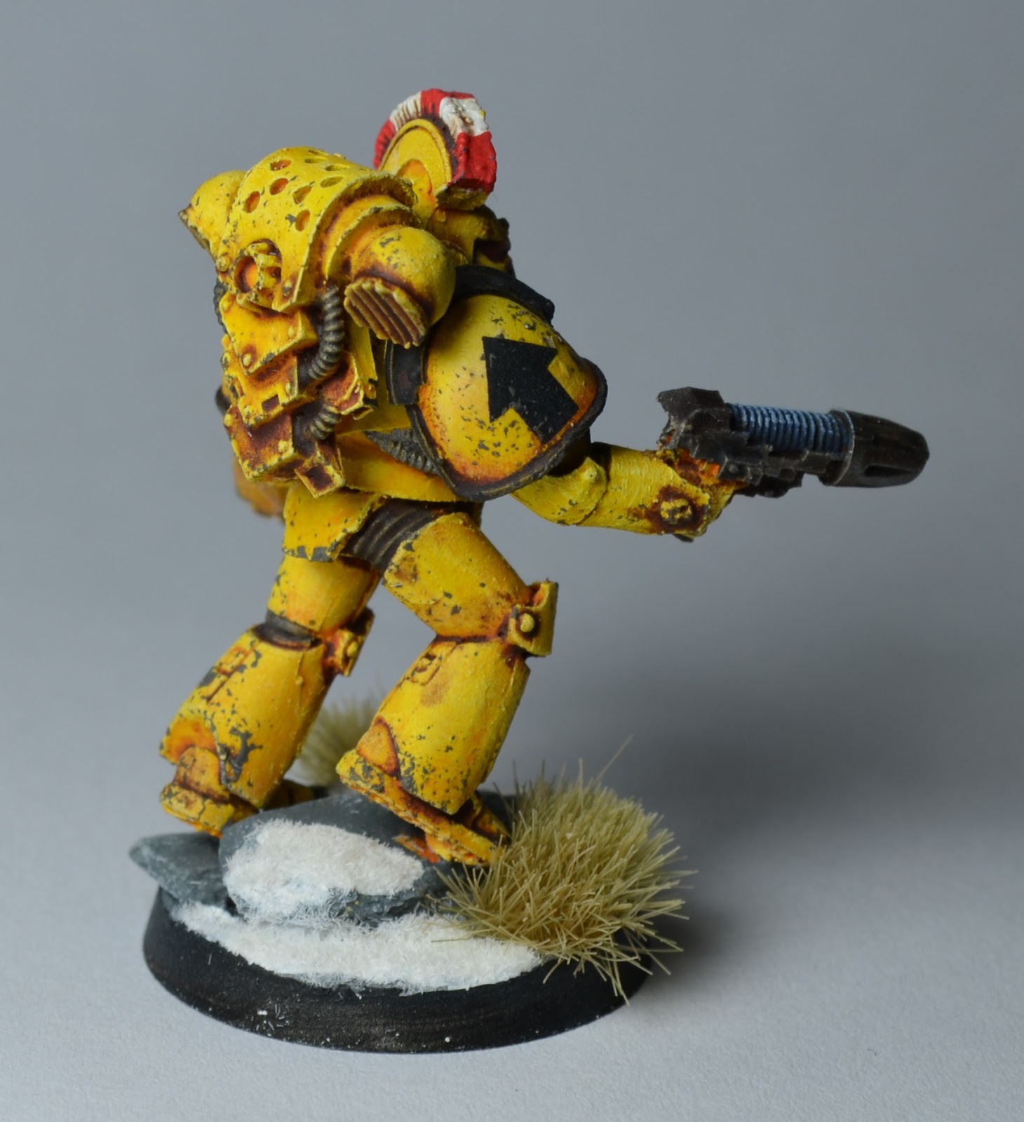 The Sons of Dorn: Mark IV Sergeant and Vox Astartes