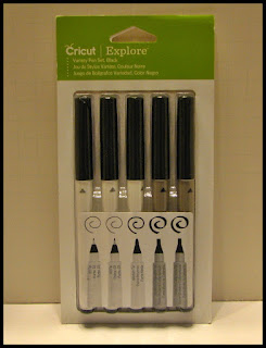 Around the Block with scrapalette: Black Pen Variety Pack from Cricut