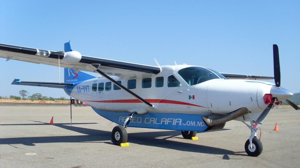 Flyingphotos Magazine News: Aéreo Calafia to add ERJ-145 regional jets